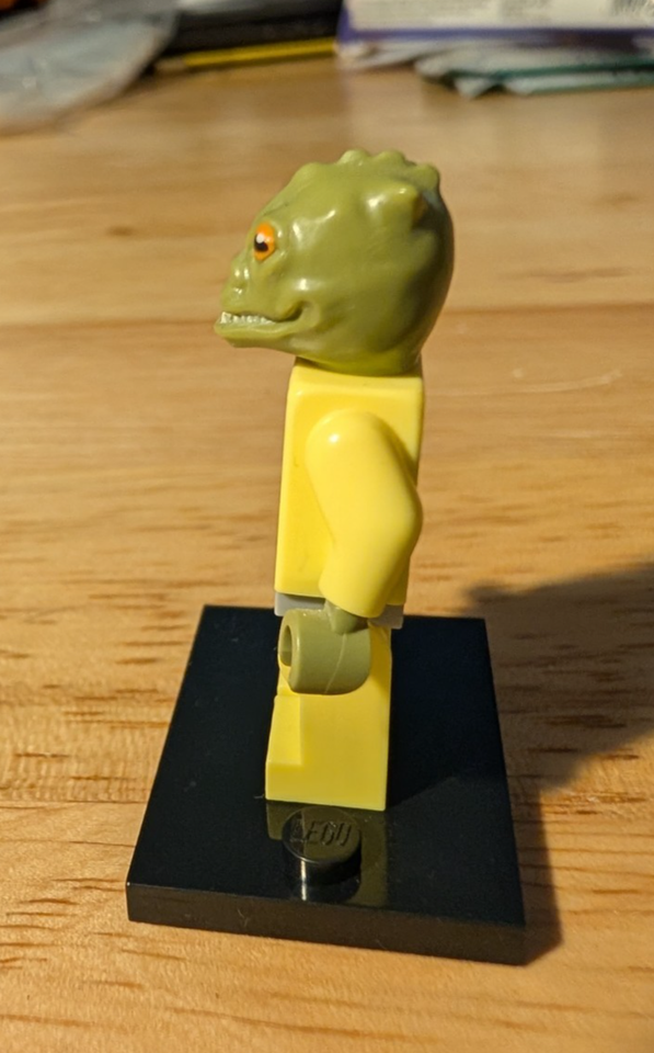 LEGO Star Wars Bossk sw0828 Olive Green Minifigure from Set 75167 ...