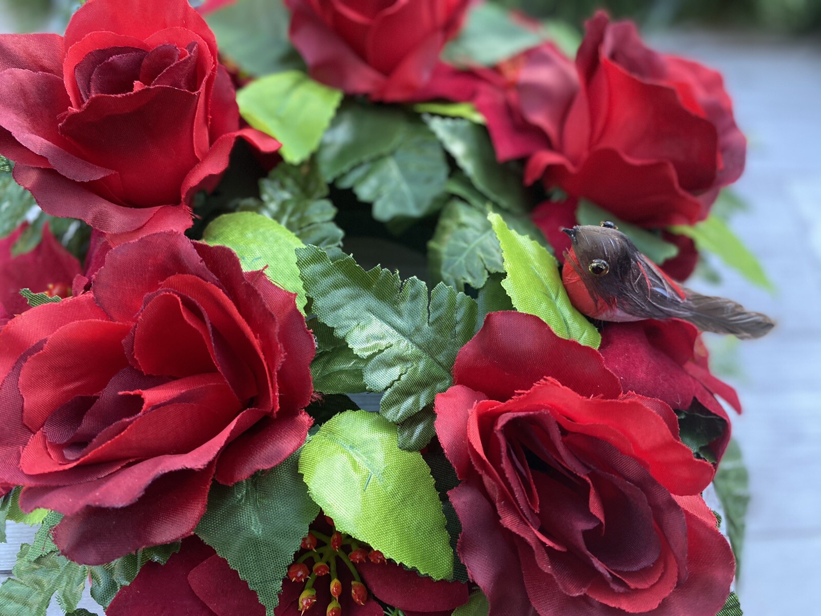 Christmas Funeral Memorial Wreath Ring Grave Flowers Robin Tartan ...