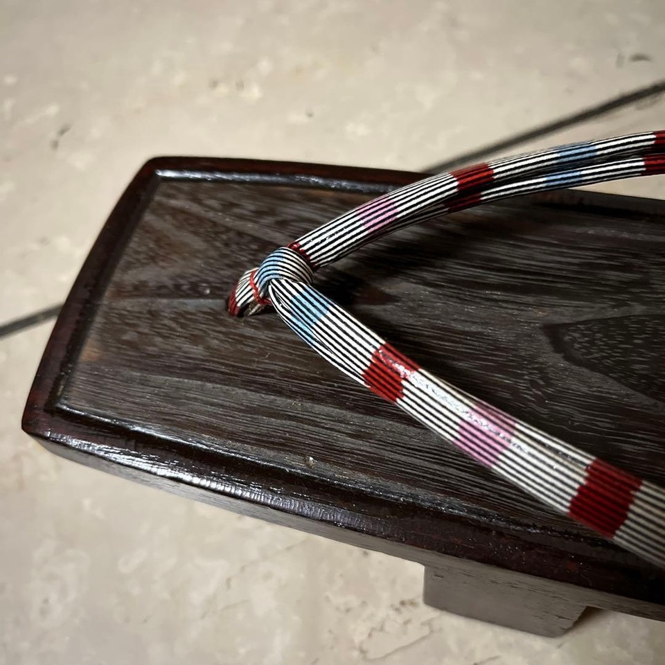 Wooden Geta Sandals Black Stripe Thongs Traditional Japan New | eBay