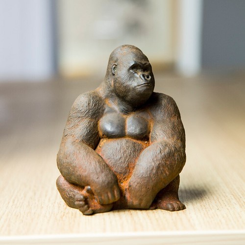 Iron Rust Cast Gorilla Statue Animal Home Decor Study Tea Table ...