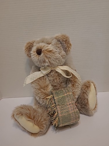 Boyd's Bears Bearware "Poof Pufflebeary" Musical Bear "Rock -A-Bye Baby ...