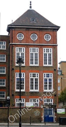 Photo 6x4 New River College, White Lion Street, Islington (2) London A ...
