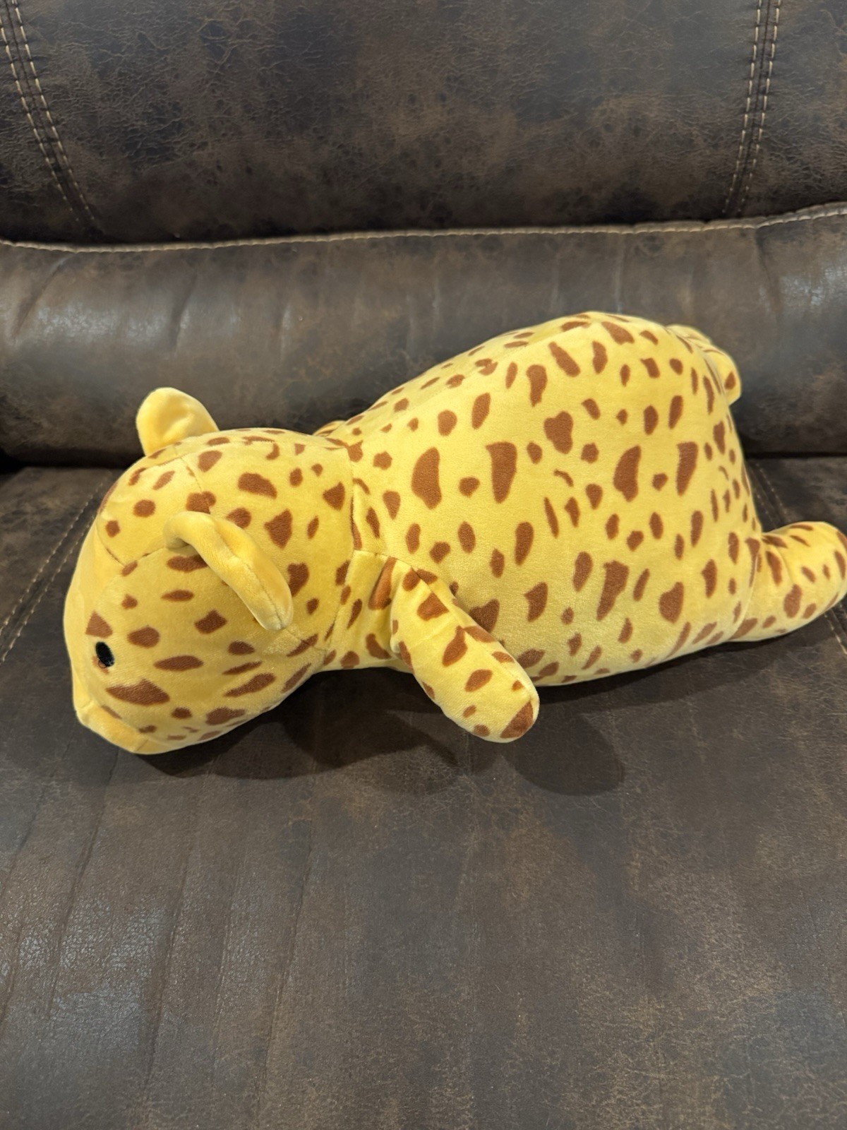 Pillowfort Weighted Plush Cheetah 20” X 7” Sensory Animal Throw Pillow Anxiety - Picture 1 of 6