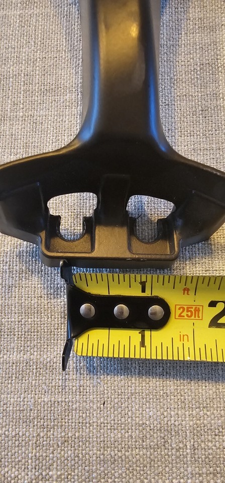 HUNTER CEILING FAN PARTS - Fan Blade mounting bracket Pulled From Model ...