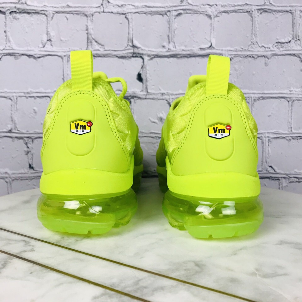 Nike VaporMax Plus Women’s Neon Green Athletic Sport Shoe Sz 8.5 ...