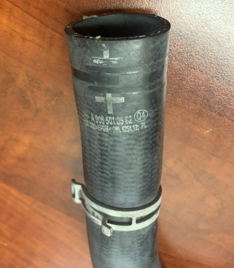 2007 - 2012 SPRINTER 3.0L OM642 ENGINE COOLING RADIATOR UPPER PIPE HOSE ...