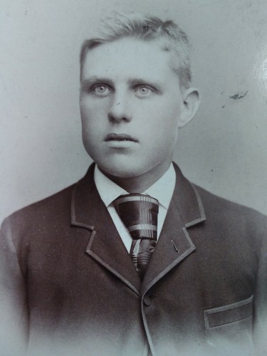 Handsome Man Antique Photo Early 1900s Chicago Blonde Tie 389 State St ...