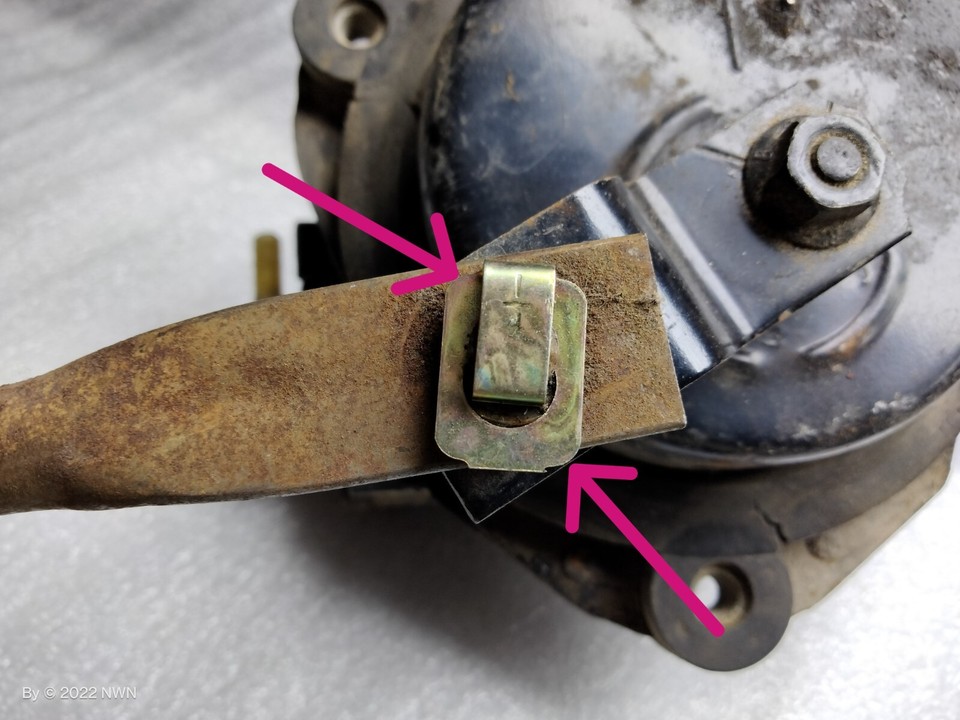 CHEVY II NOVA Windshield Wiper Motor Linkage Arm Mounting Clip Retainer ...