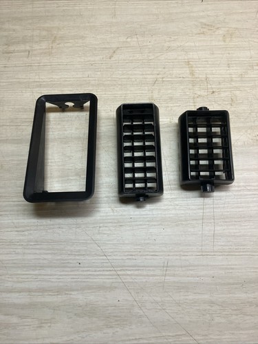 1970-1981 FIREBIRD TRANS AM DASH VENT PAIR LEFT AND RIGHT VENTS DUCTS A ...