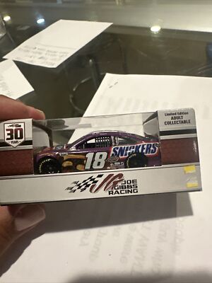 Kyle Busch 2021 #18 SNICKERS Peanut Brownie Joe Gibbs Toyota Camry 1/64 ...