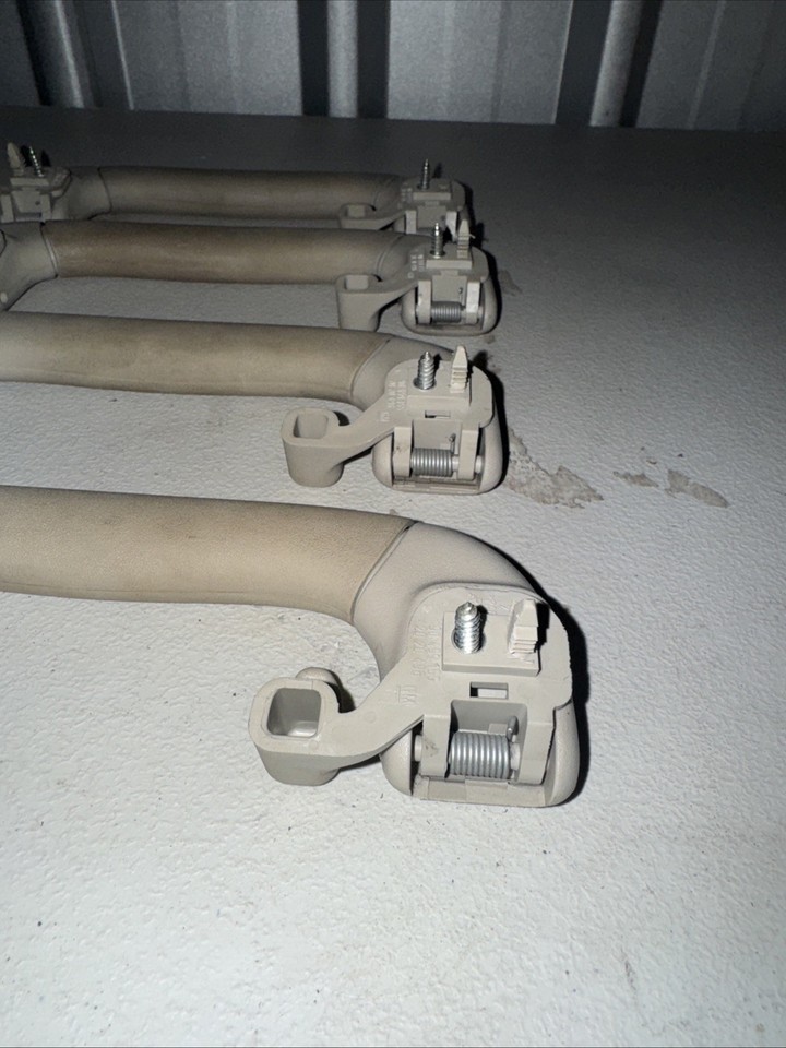 Holden Front or Rear Interior Grab Handle Set Commodore VZ VY VX VU VT ...