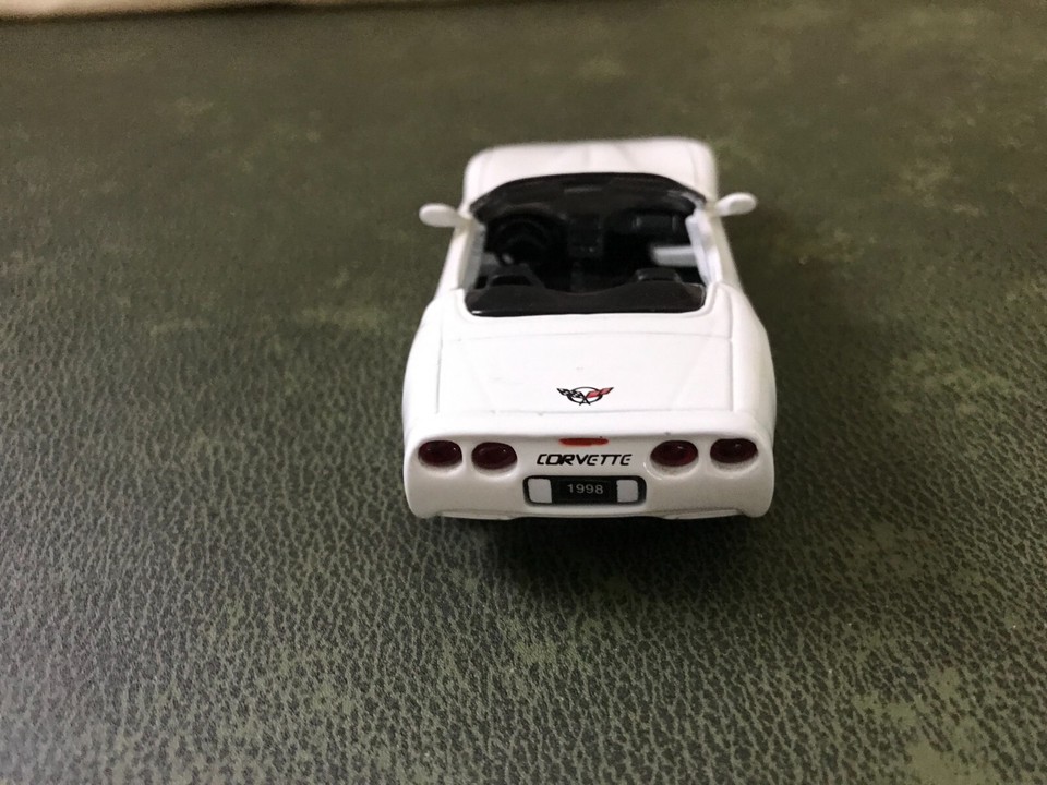 Road Champs Diecast - 1998 Chevy Corvette Car - White In Color 1:43 W ...