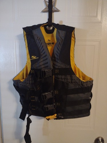 Stearns Infinity Series Antimicrobial Floatation Device Life Water Ski ...