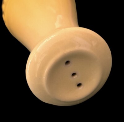 1 Le Creuset Salt Shaker Yellow Ombre Stoneware 5” Tall | eBay