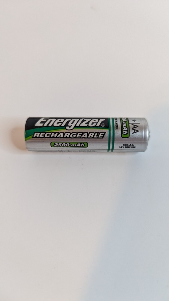 LOT of 18 Energizer AA [2500 mAh] AAA [850 mAh] Rechargeable Batteries ...