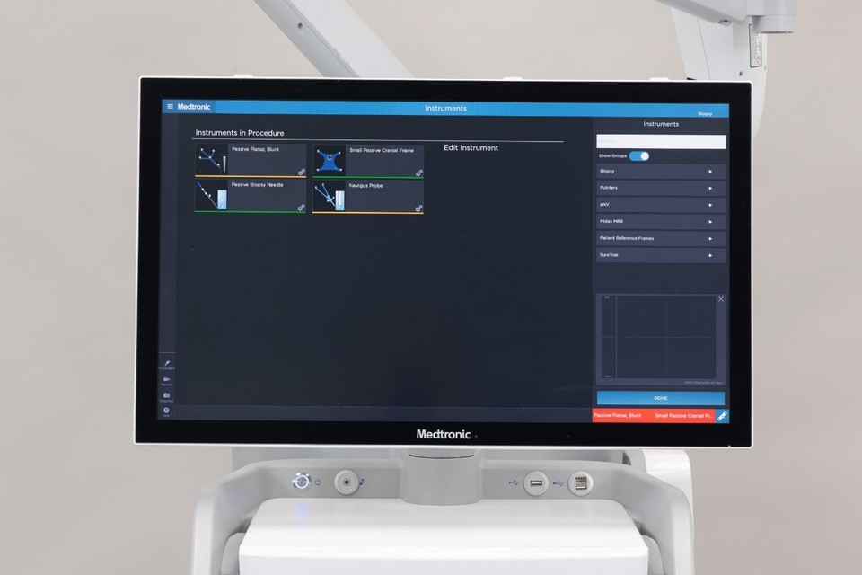 Medtronic StealthStation S8 Navigation System - Available at Simon ...