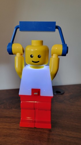 9" 2009 LEGO Classic Minifigure Battery Operated LED Lantern Bl1 | eBay