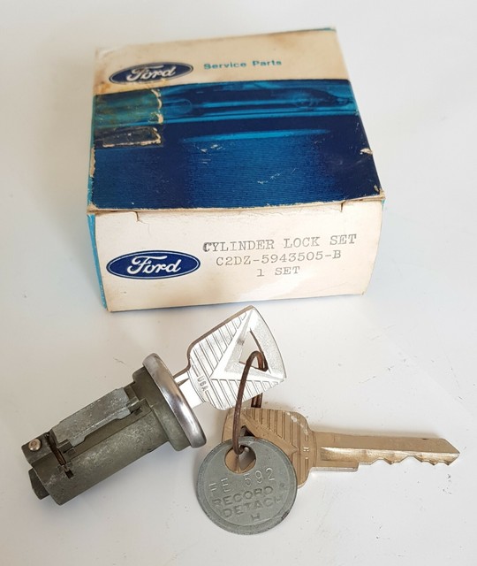 NOS Genuine Ford Boot Lock & Keys XL XM XP Falcon Coupe Fairmont Futura ...