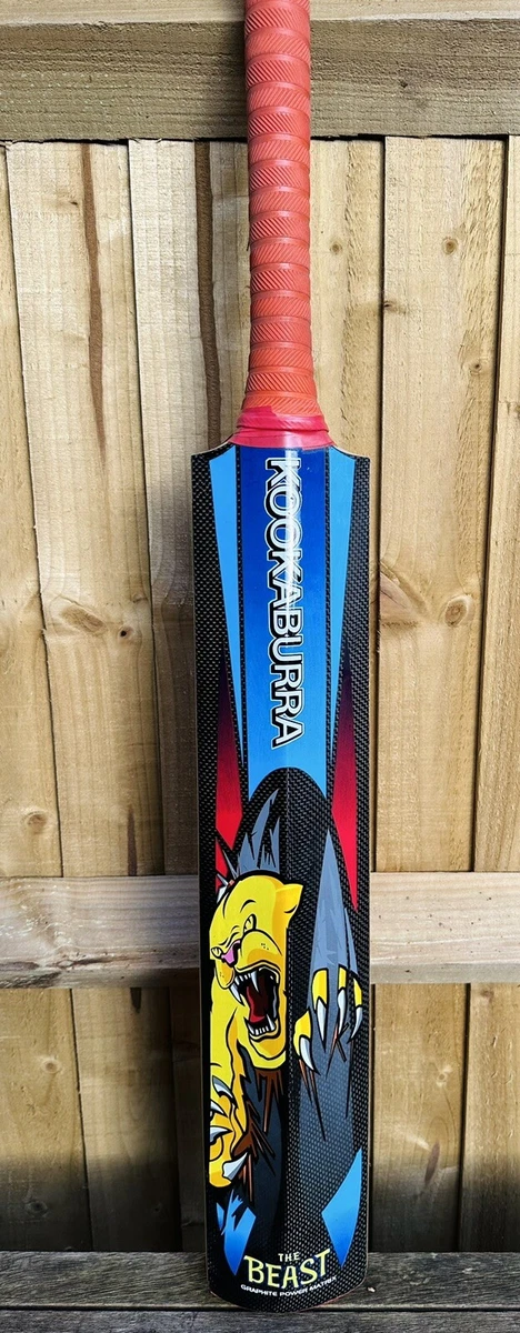 Kookaburra Beast Graphite Cricket Bat