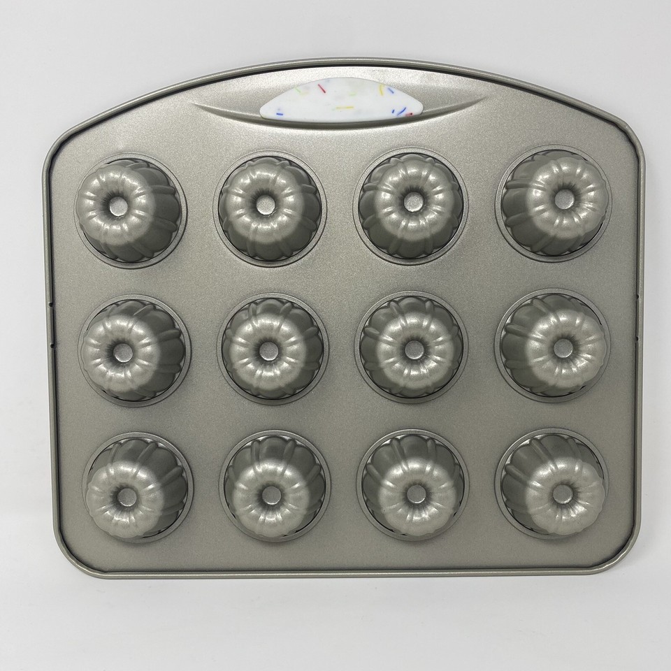 Wilton Daily Delights Non-Stick Mini Fluted Tube Pan, 12-Cavity | eBay