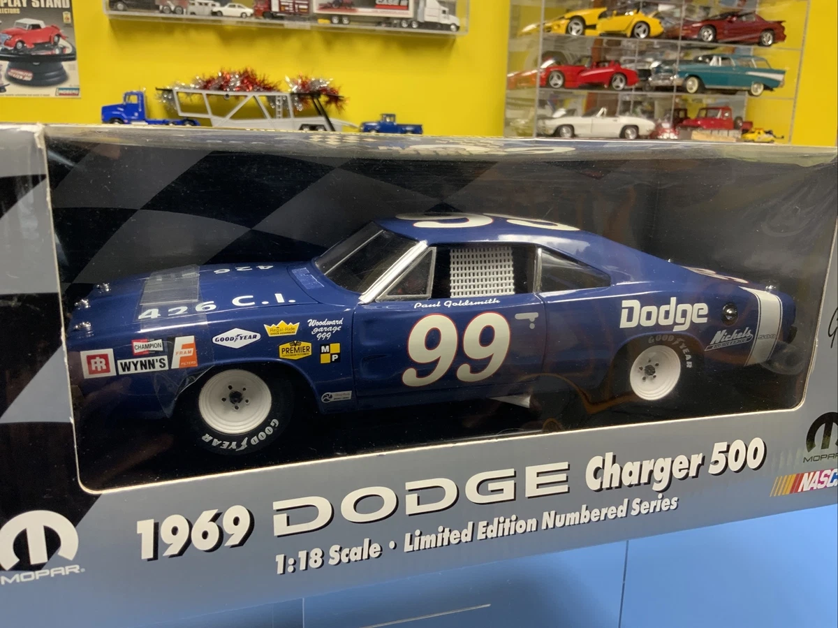 Toy Nascar Mopar