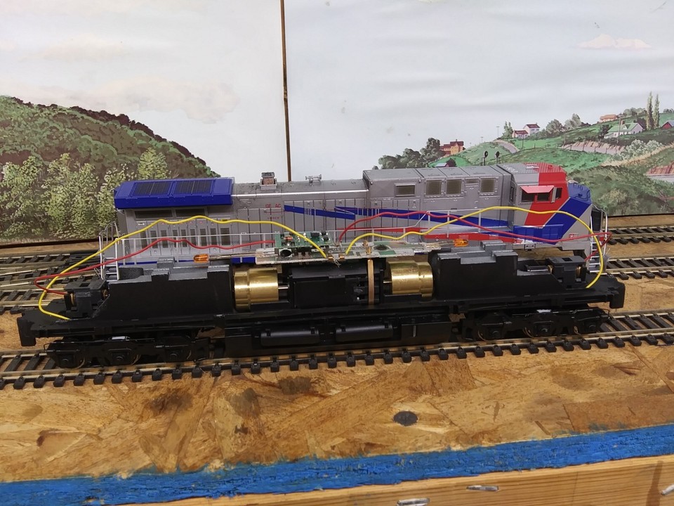 HO Kato/Athearn/Bowser AC4400CW GE Demonstrator #2000 Kitbash Project ...