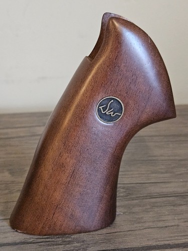Dan Wesson Revolver Walnut Grip Round Tang Large Frame - No Screw | eBay