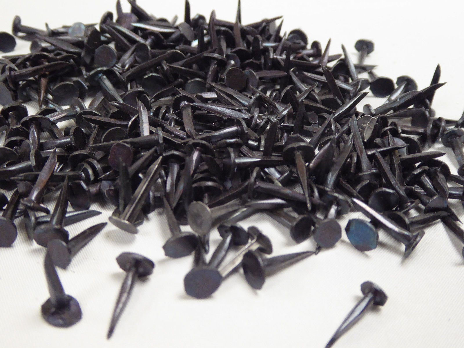 UPHOLSTERY CARPET TACKS PINS NAILS Fine Cut & Improved Sizes 13mm and ...
