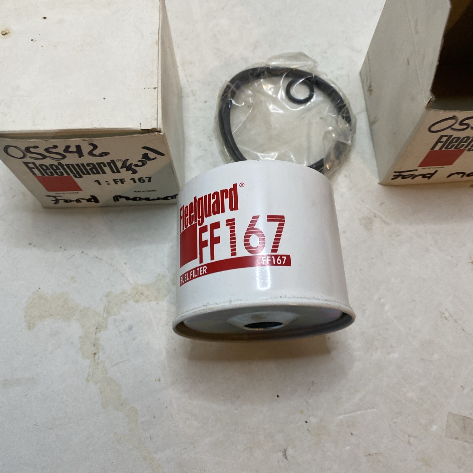 FLEETGUARD FF167 - Fuel filter cross reference