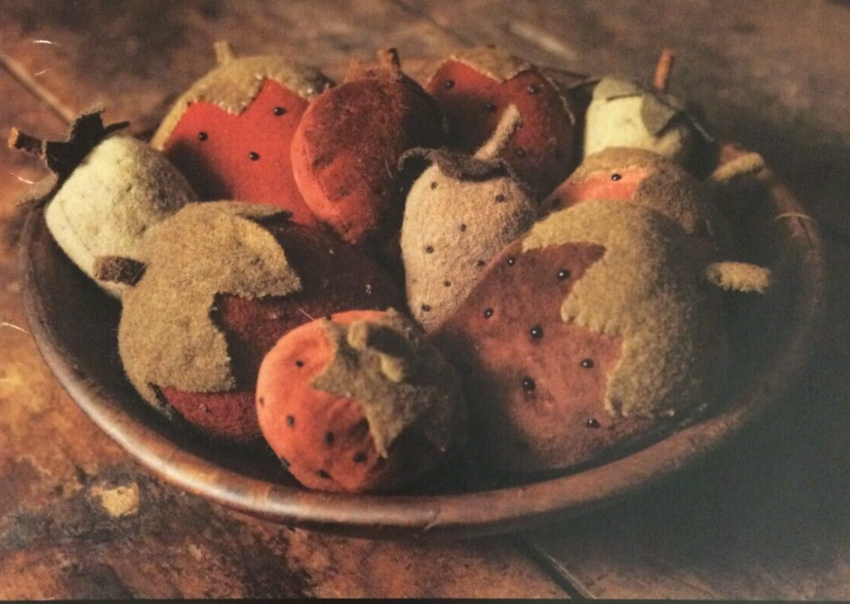 PATTERN Velvet & Wool STRAWBERRY PIN CUSHION Ornies - Blackberry Primitives 2013 | eBay
