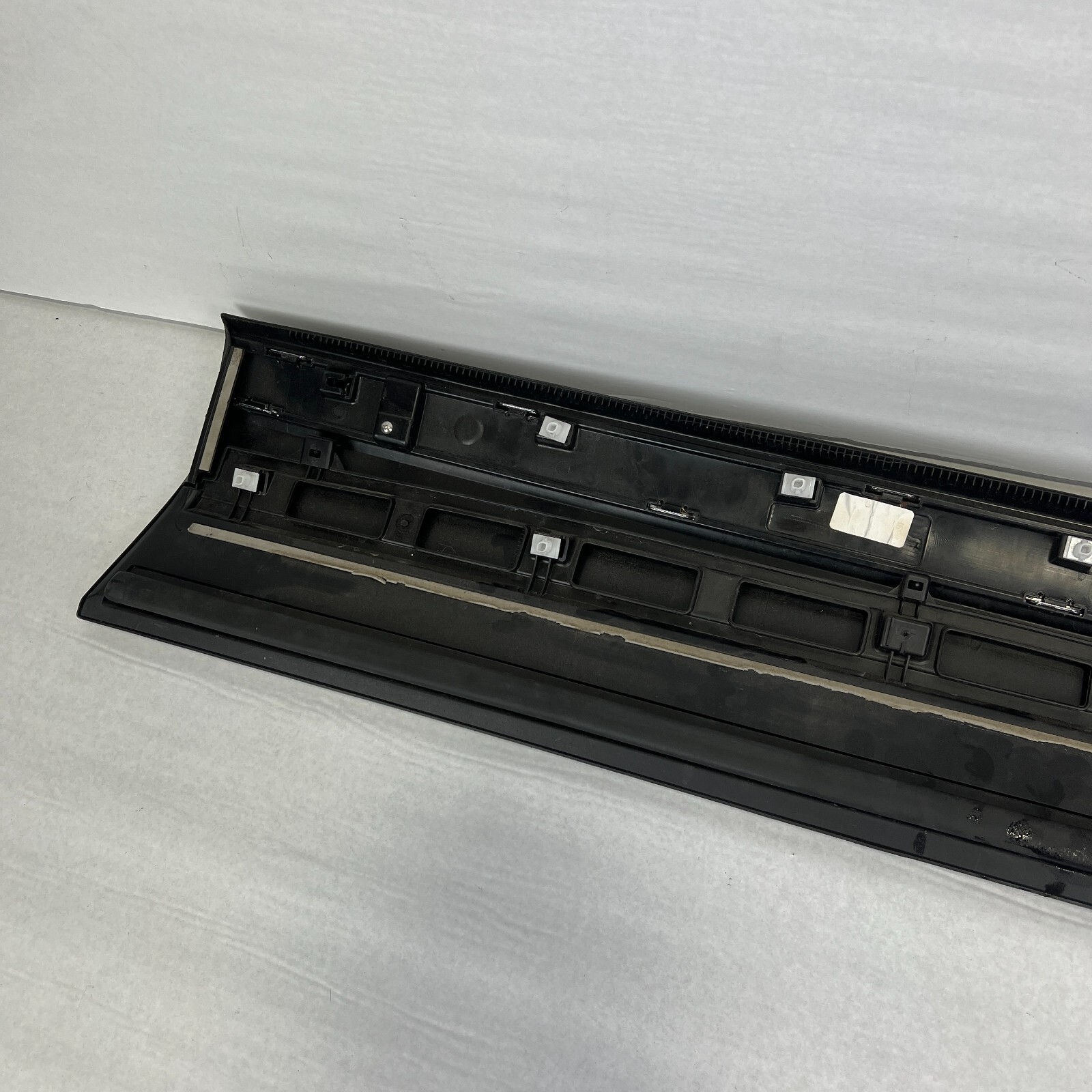 OEM 2017 - 2021 Honda CR-V Front Left Lower Door Molding Chrome 75332 ...