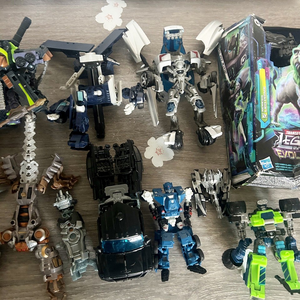 Transformer Action Figure Mix Lot Complete and Incomplete Autobots ...