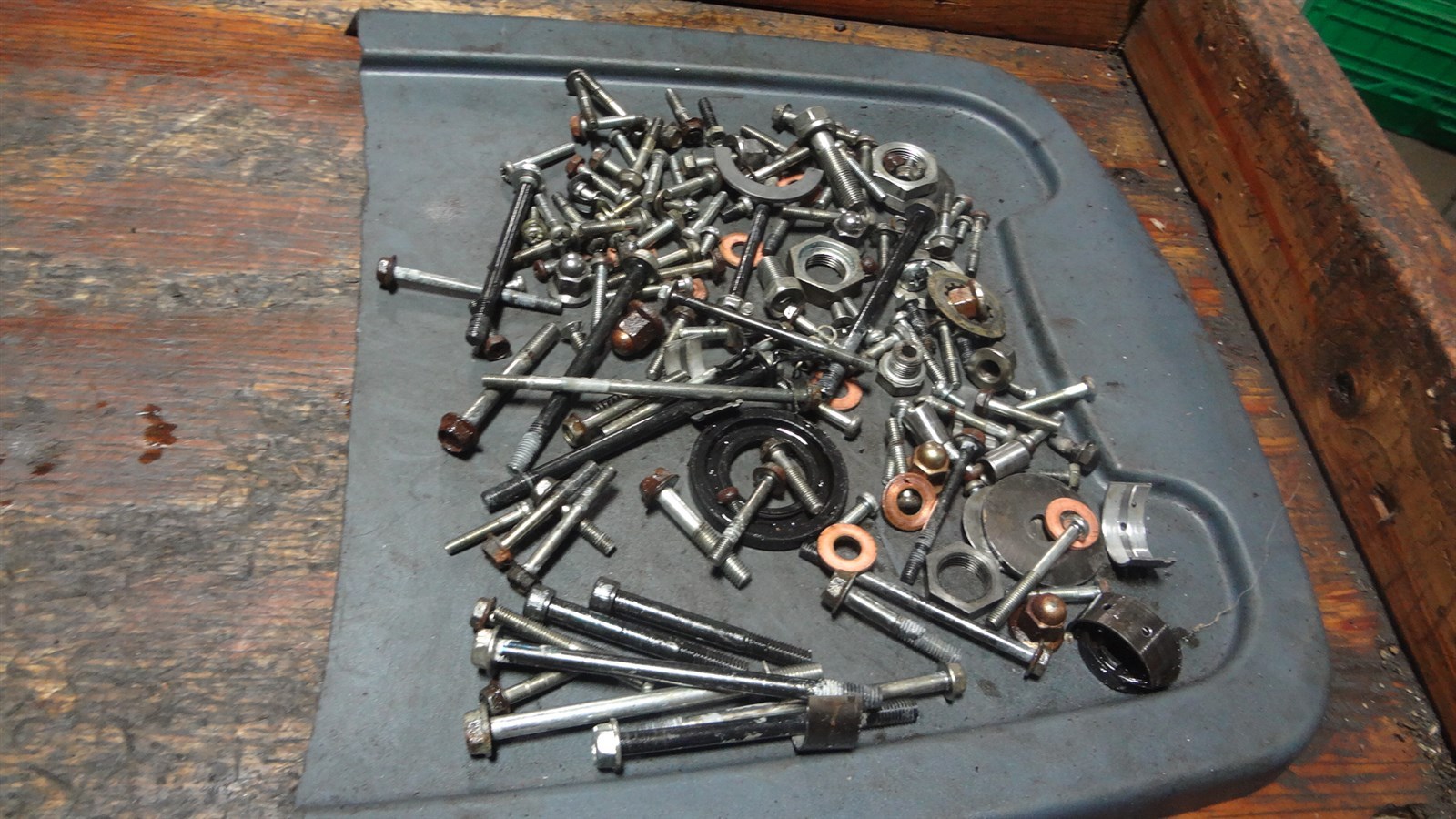 81 SUZUKI GS450TX GS450 GS 450 SM321 ENGINE TRANSMISSION MISC BOLTS ...