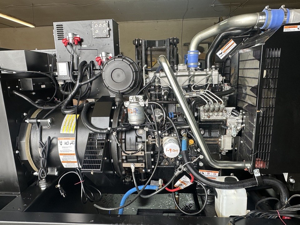 2020 30KW DIESEL GENERATOR GENERAC 120/240 VOLT SINGLE PHASE 75 HR ...