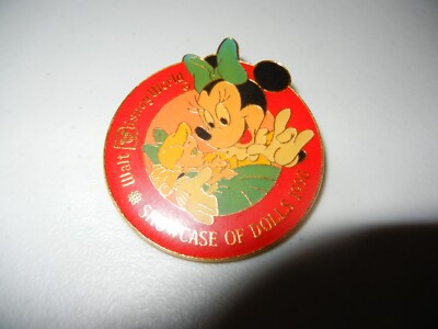 WALT DISNEY WORLD SHOWCASE OF DOLLS 1990 PIN MINNIE MOUSE | eBay
