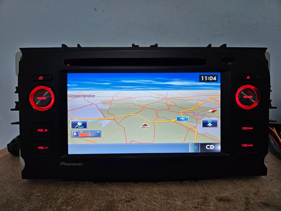 PIONEER SAT NAV CAR RADIO CD PLAYER HEAD UNIT FORD FOCUS MK2 2008 ...