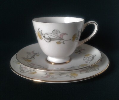 TUSCAN BRAEMAR TEA TRIO BONE CHINA TEACUP SAUCER AND SIDE PLATE YELLOW ...
