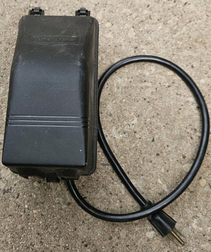 Intermatic HB1116R Heavy Duty Outdoor Timer 6 Receptacles 2 ON/OFF ...