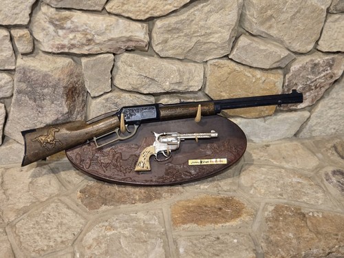 Johnny Eagle Red River Rack And Prop Pistols | eBay