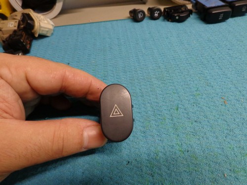CHEVROLET HHR 06 07 08 09 10 11 HAZARD 4WAY SWITCH BUTTON | eBay