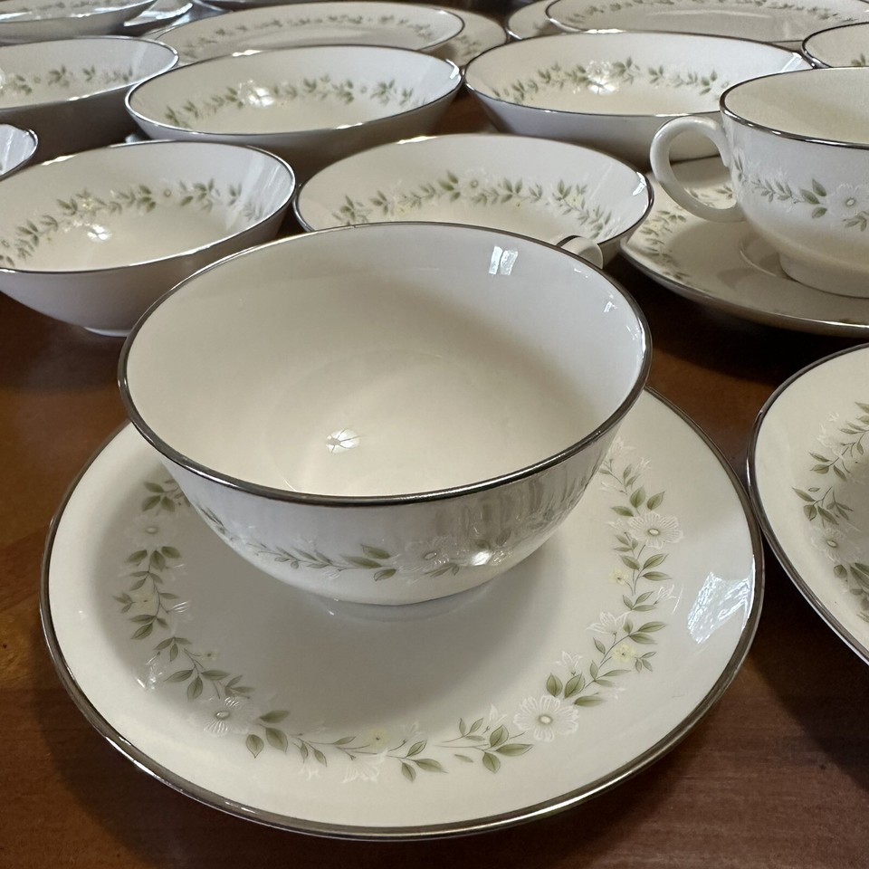 Vintage Mid Century Noritake Ivory Cornelia Japan Floral China Service ...