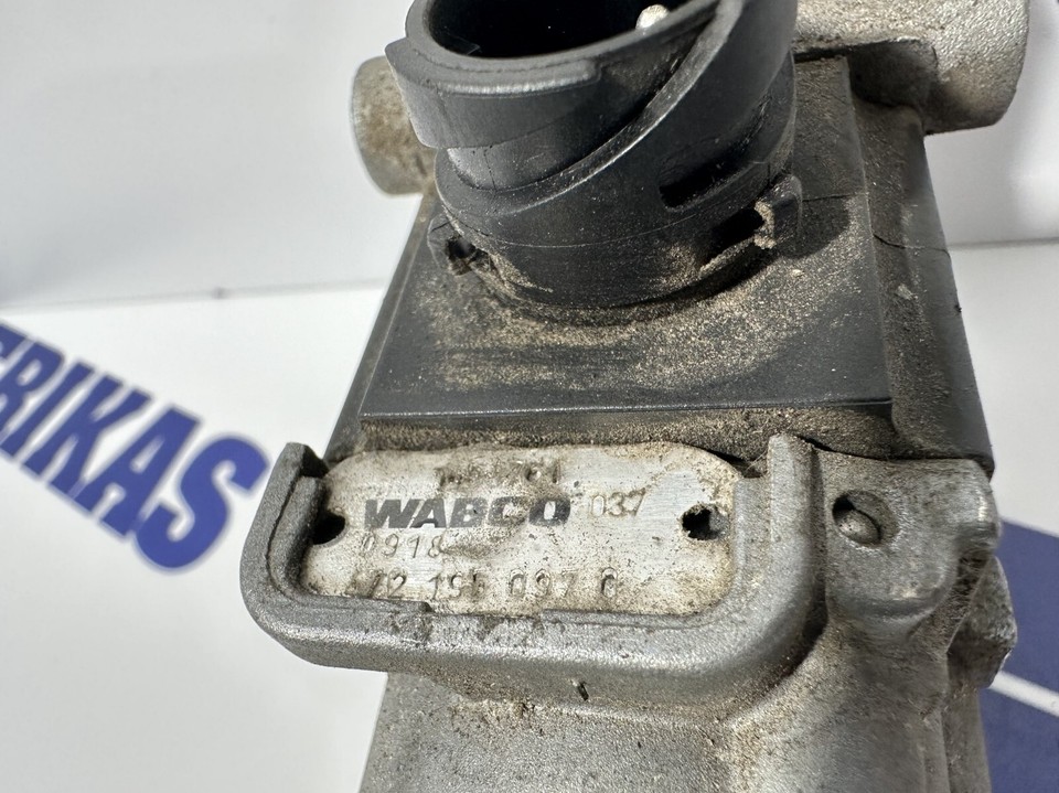 Válvula de control Scania ABS 1453761 | eBay