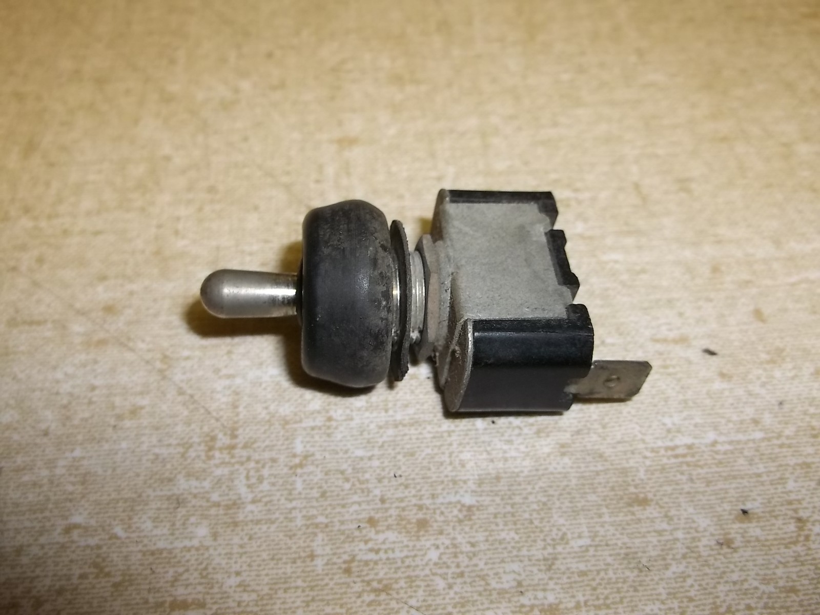Toggle Switch, Spring Return 1-Pin *FREE SHIPPING* | eBay