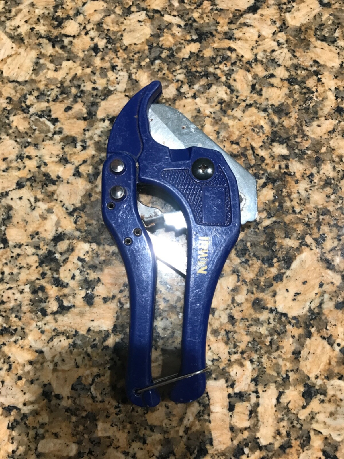 IRWIN RATCHETING PVC PIPE CUTTER CUTS UP TO 1-1/2" O.D. PEX ABS CPVC ...