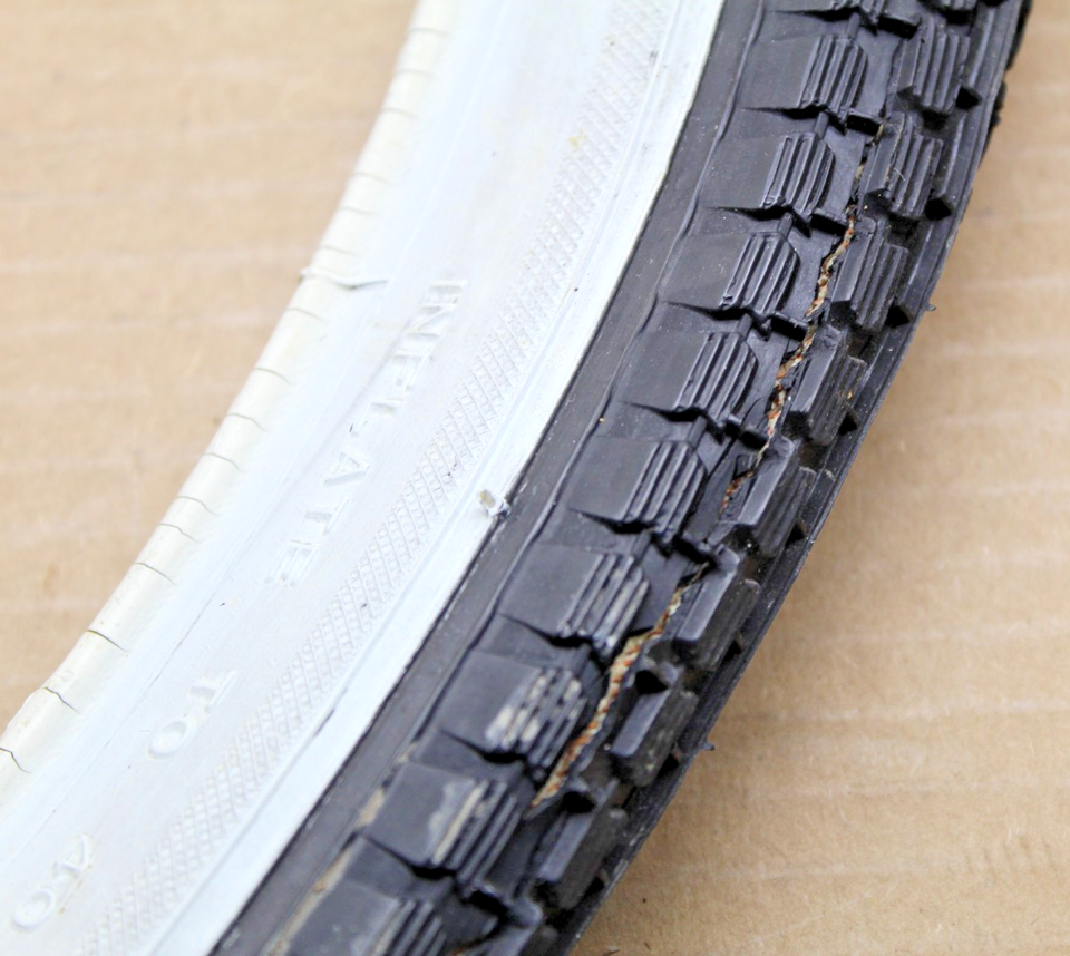 SIMPLEX 26 X 2.125 HWA FONG BYCYCLE MOTORCYCLE TIRE WIDE NOS WHITE WALL ...