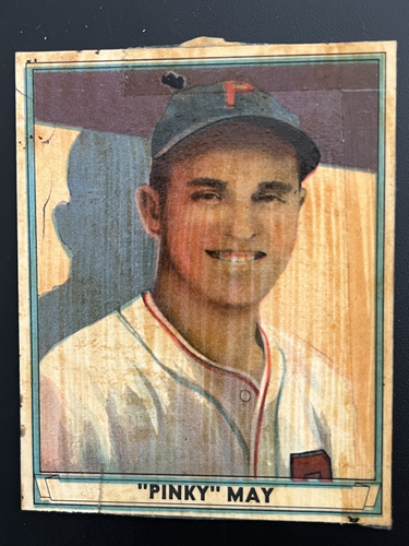 1941 PLAY BALL BASEBALL CARD #9 MERRILL PINKY MAY - Tape remants on it ...