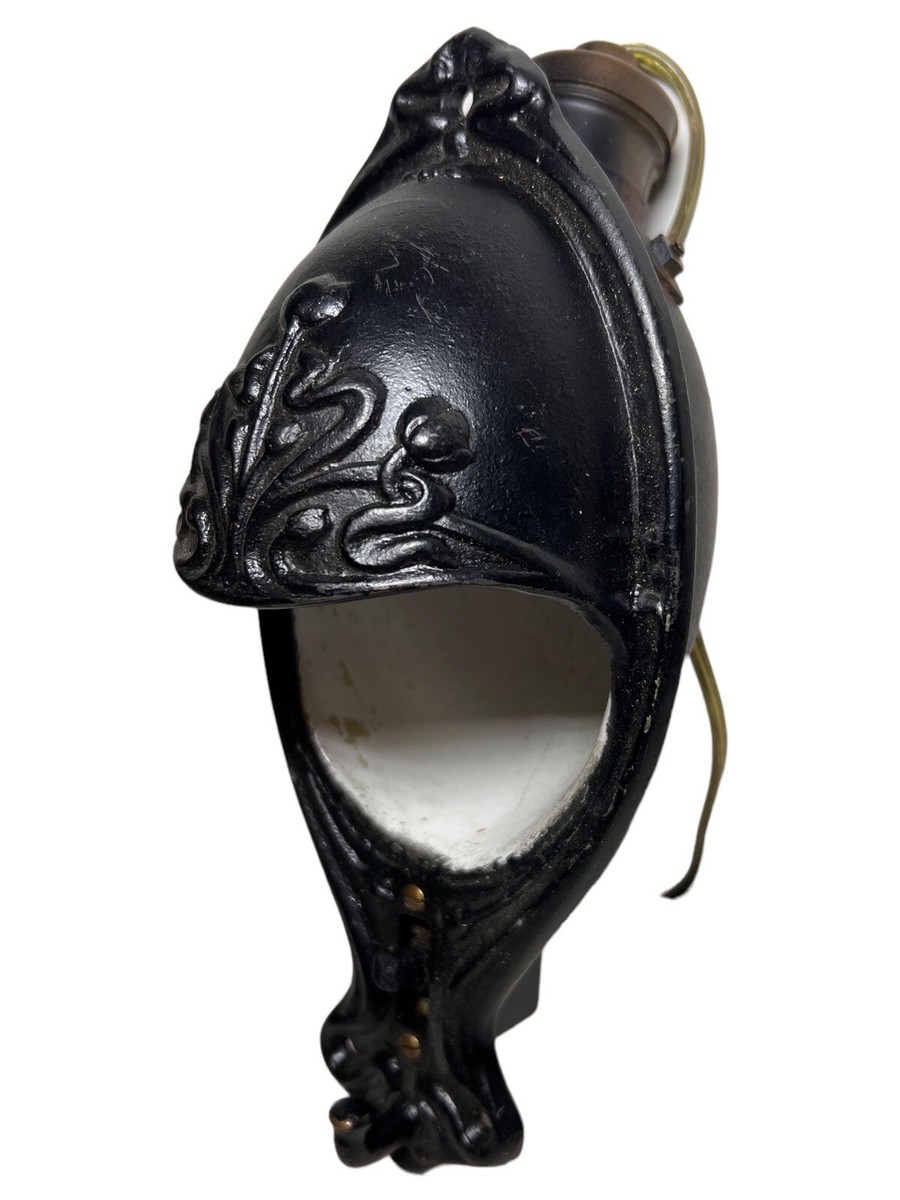 Pullman Sconce