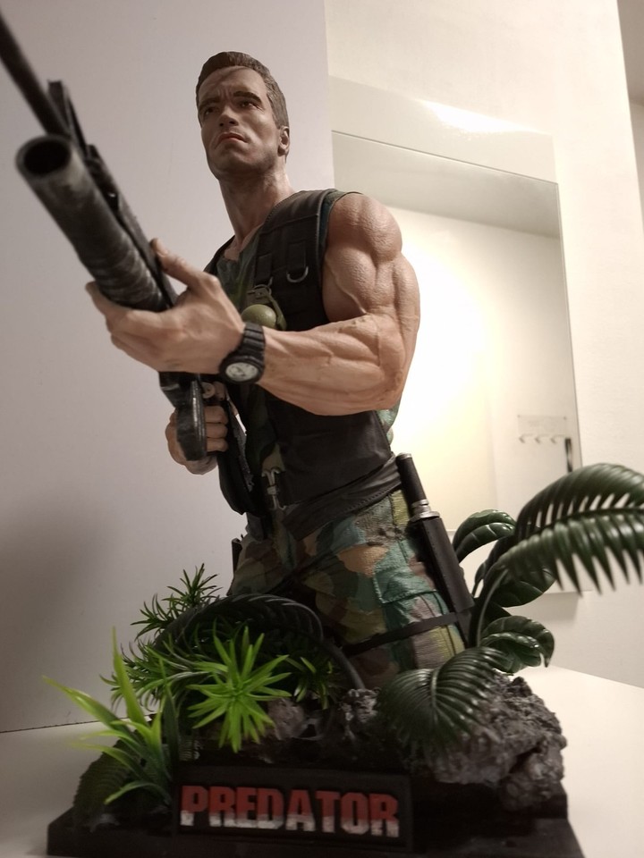 Alan "Dutch" Schaefer (Predator) Bust Scale 1/3 | eBay