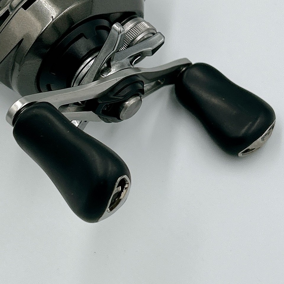 "Near Mint" Shimano 20 Metanium HG Right Hand Gear Ratio 7.1:1 W/BOX in ...