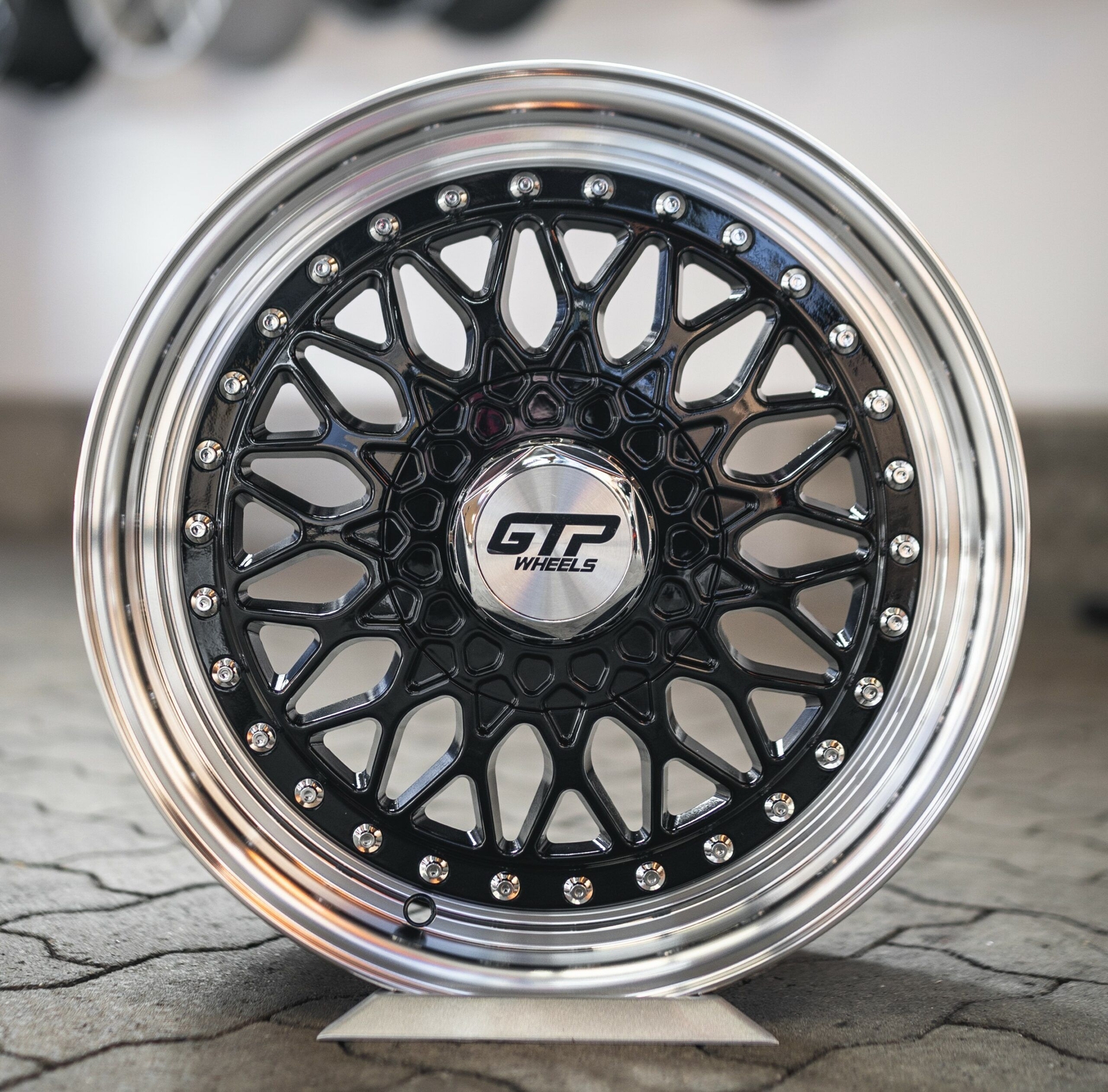 GTP WHEELS GTP 040 7,5x17" 4x100/108 ET35 73.1 Schwarz poliert | eBay.de